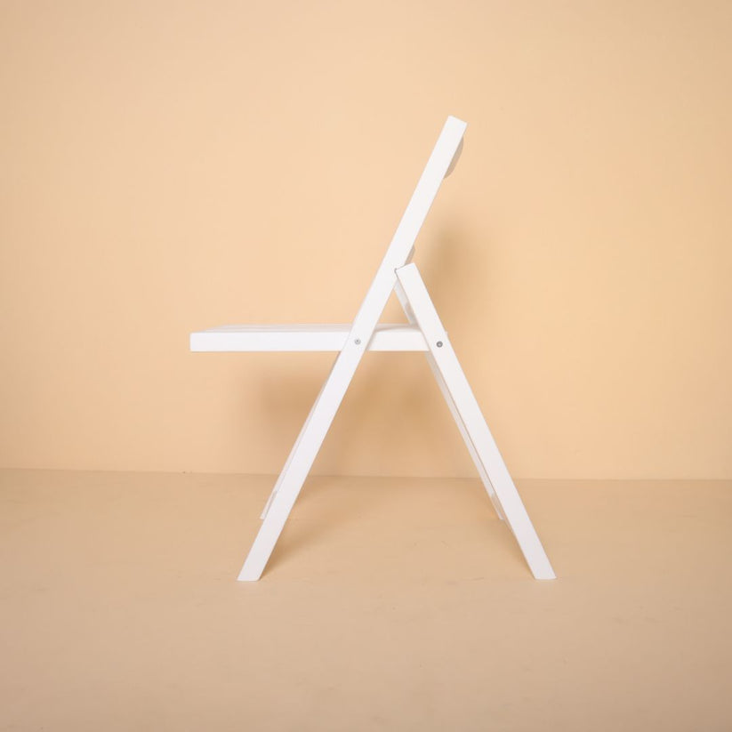Modern Foldable Posing Chair – Sleek Photography Studio Prop – whiteihf
